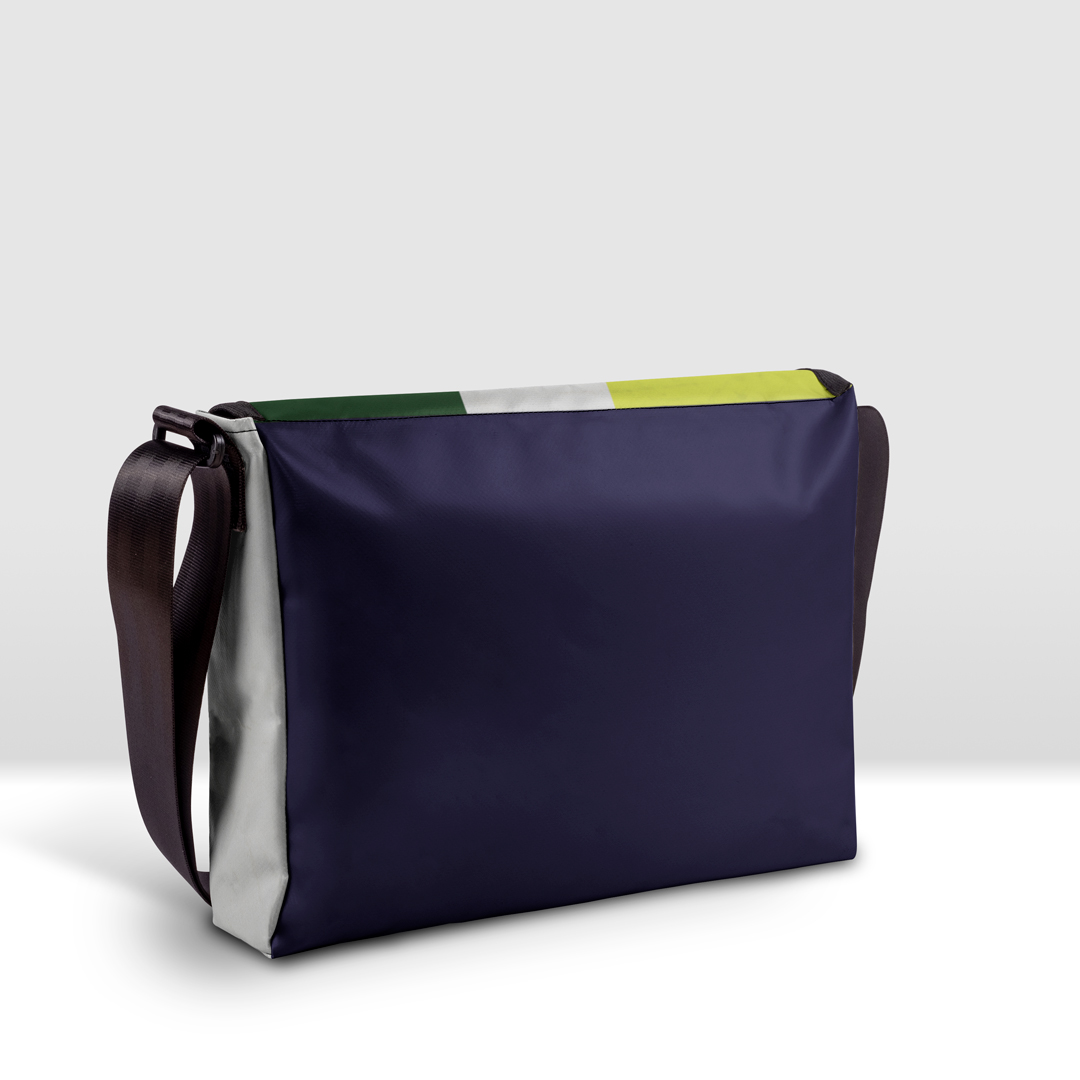 Towerbridge_messenger_back - Smart Mix | grafica, web, stampa